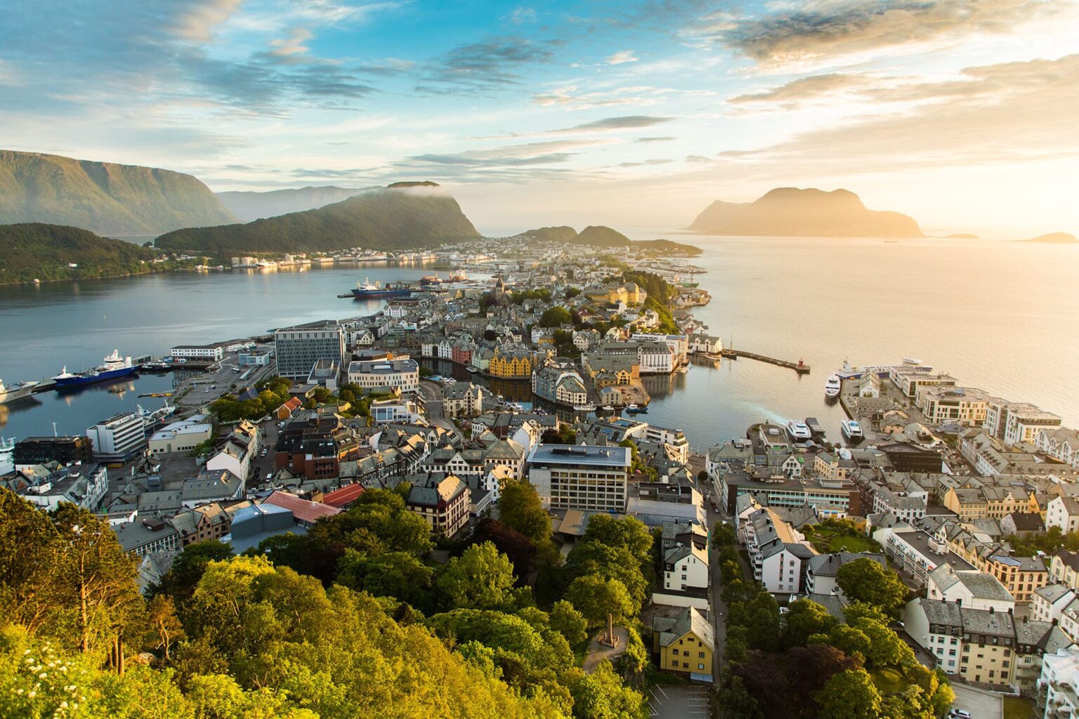 Ålesund, Norway | 10 best things to do in Ålesund from Nordiva Tours